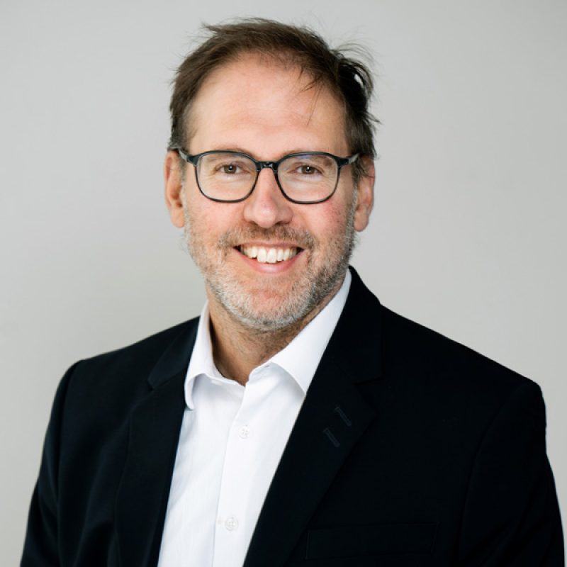 (Dr.) Matthew Peros - B.U. Directory - Bishop's University